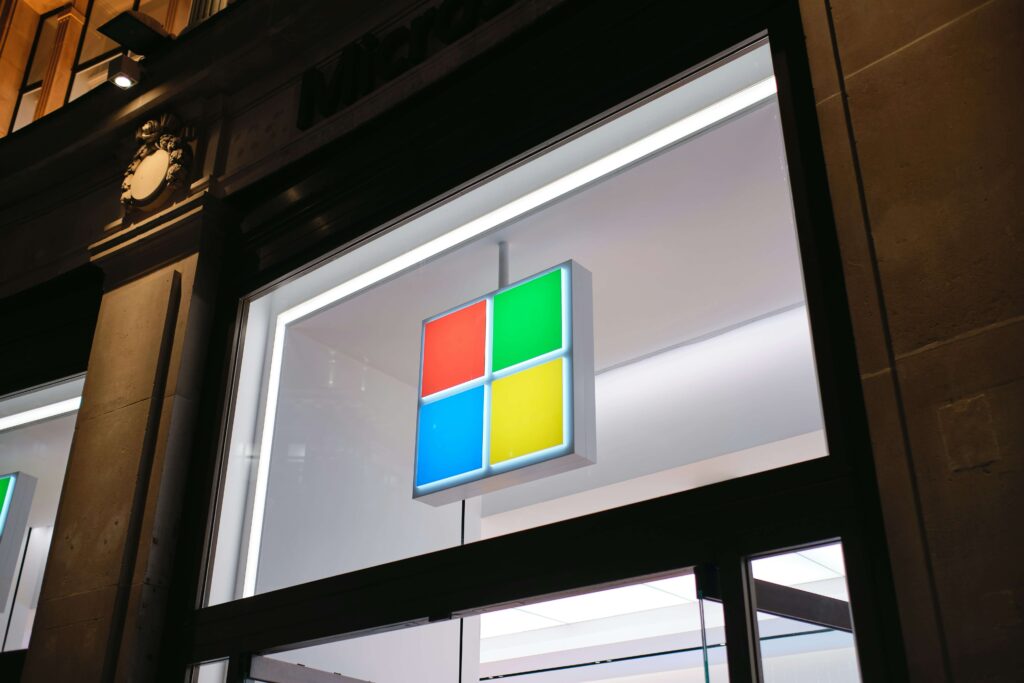 The Evolution of Microsoft Windows: From Windows 1.0 to 11 and Beyond ...